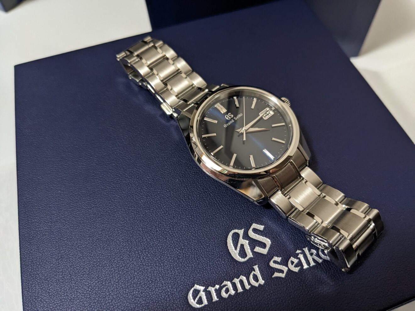 グランドセイコーのSBGP013購入レビュー - 在宅ワーク効率化ブログ『WellMaga』